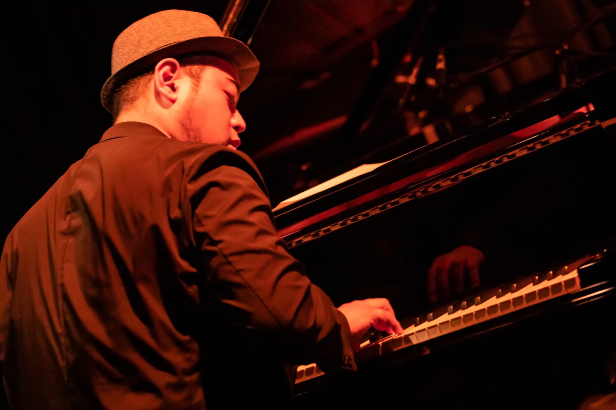 Takehiro Chiba 千葉岳洋 | Composer, Arranger and Pianist/作編曲家・鍵盤奏者